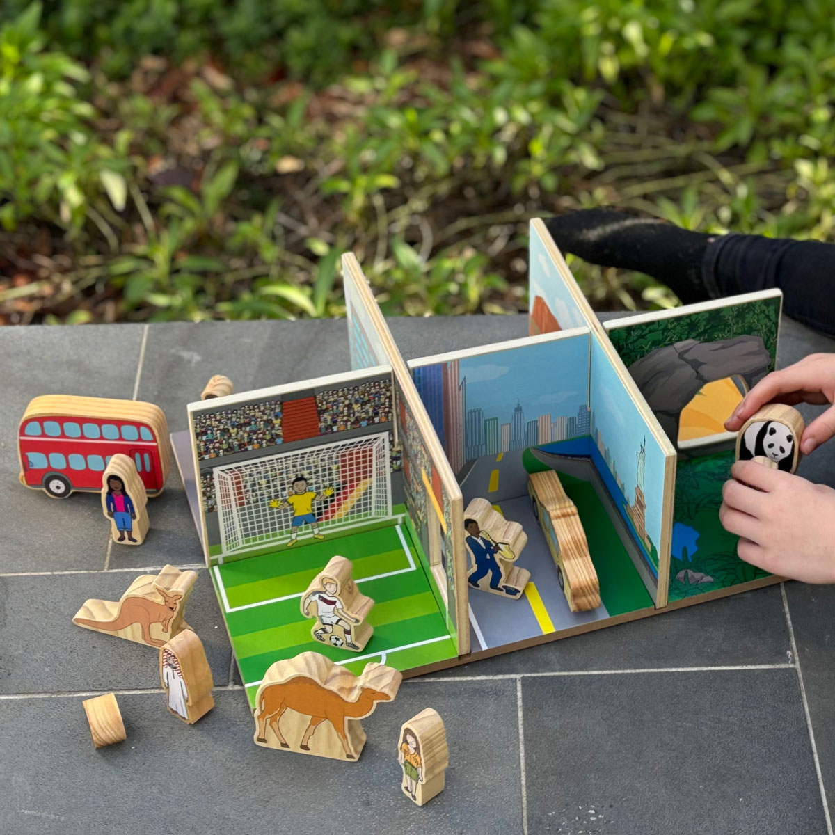 Pretend ’n’ Play Around The World - Educational Advantage, Distributor ...
