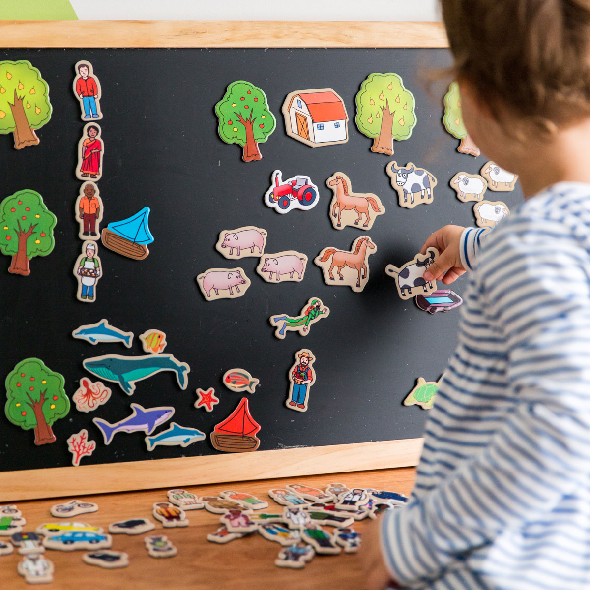 Tell a Story Magnetic Board - Educational Advantage, Distributor for ...